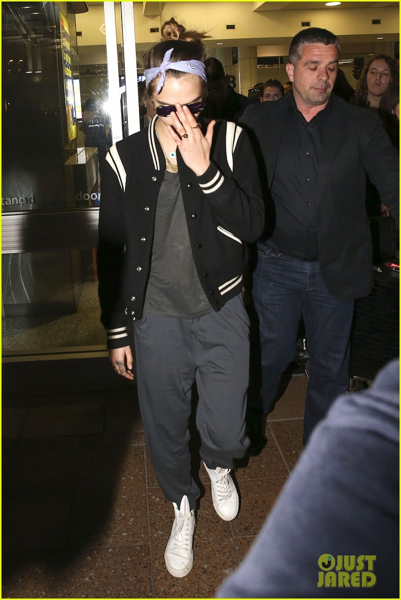 Cara Delevingne Premieres 'Paper Towns' Solo in Sydney: Photo 3408632 ...