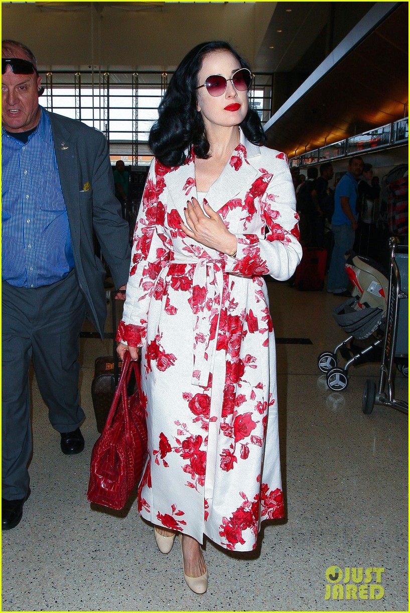 Dita Von Teese's Ex-Husband Marilyn Manson Opens Up on Their Failed ...