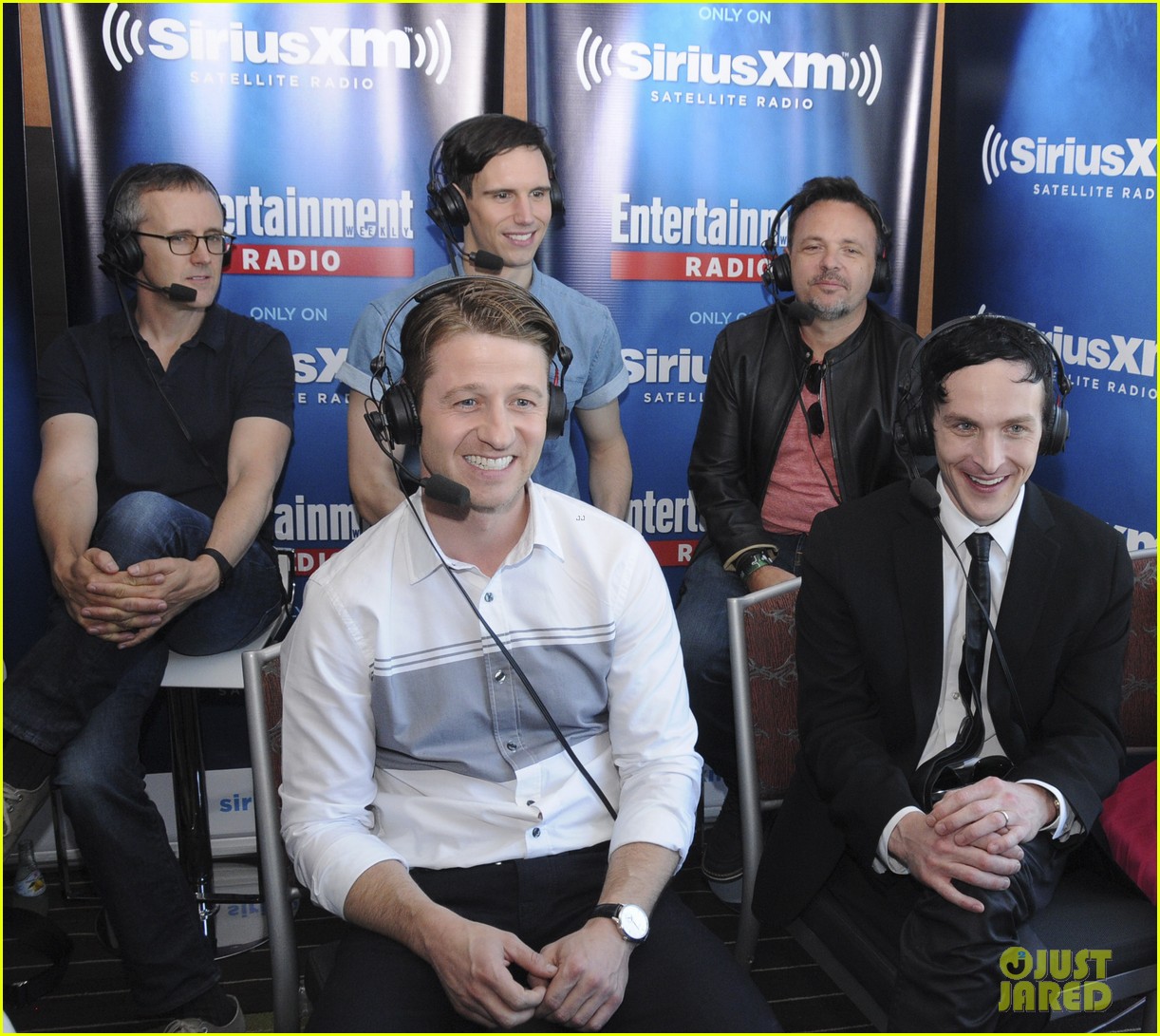 Cameron Monaghan Interrupts 'Gotham' Panel at Comic-Con 2015 as the ...