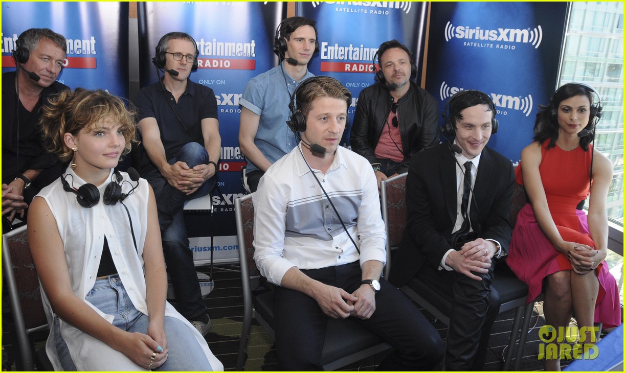Cameron Monaghan Interrupts 'Gotham' Panel at Comic-Con 2015 as the ...