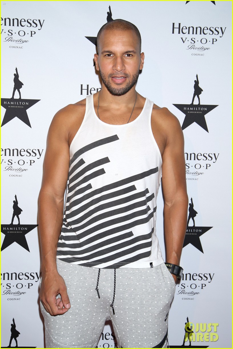 Jonathan Groff & 'Hamilton' Cast Celebrate Their First Week on Broadway ...