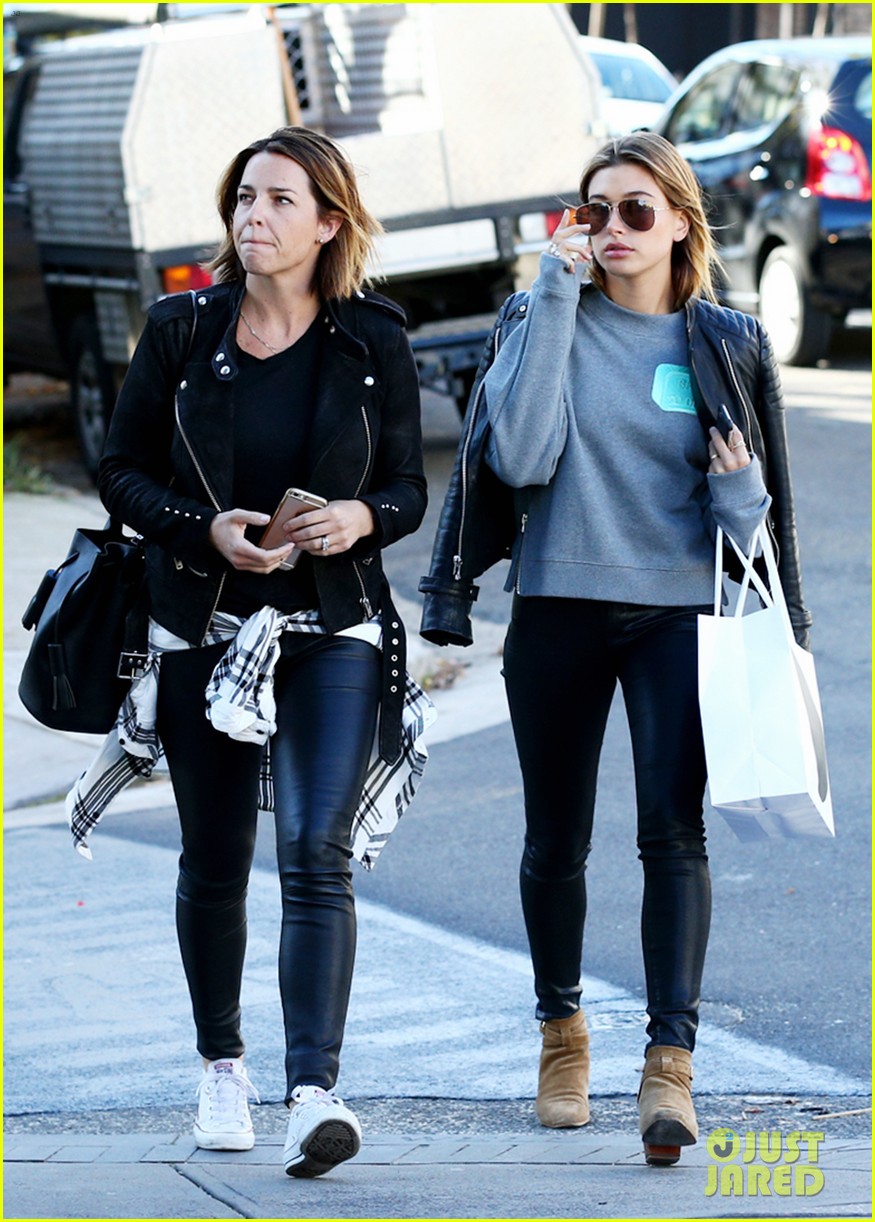 Hailey Baldwin Shops in Sydney With Hillsong Pastor Laura Lentz: Photo ...