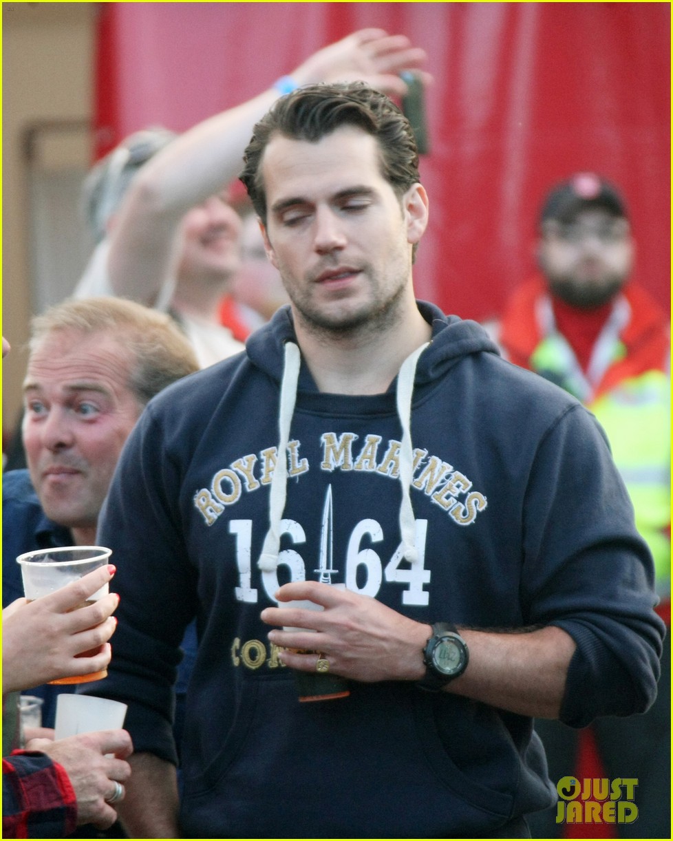 Henry Cavill Shows Off His Clean-Shaven Face!: Photo 3409171 | Henry ...