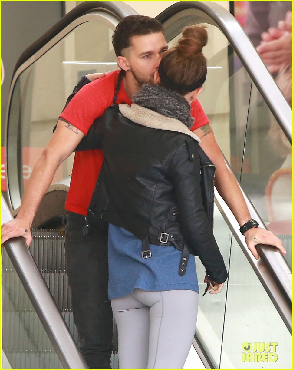 Shia LaBeouf & Girlfriend Mia Goth Fight in This Chilling Video: Photo ...