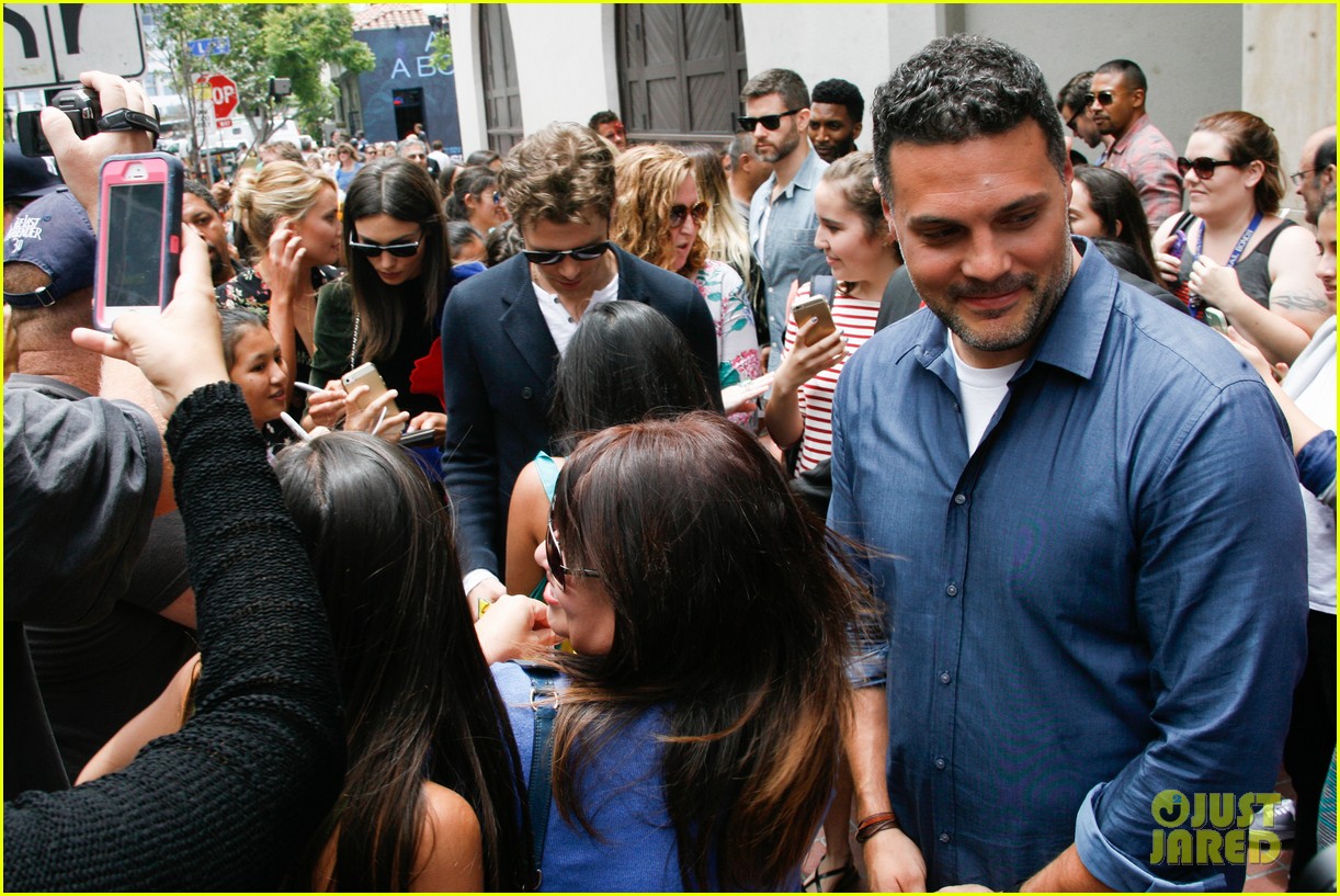 The Originals' Joseph Morgan Gets Instagram Account During Comic-Con ...