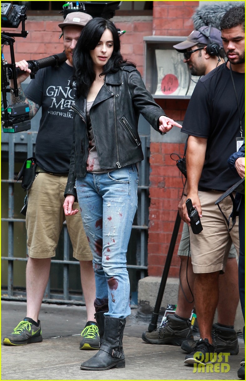 Krysten Ritter Gets Bloody for 'Jessica Jones' Filming in NYC: Photo 3411337 | Krysten Ritter ...