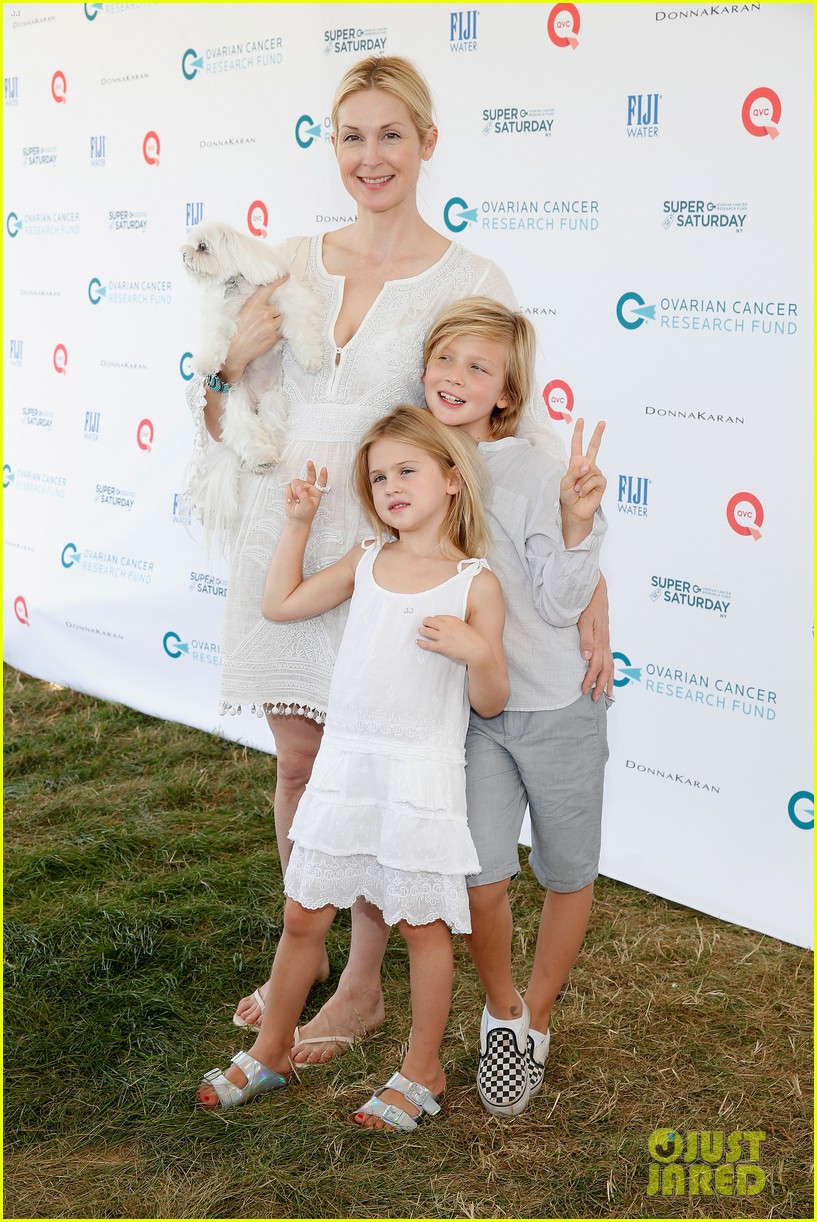 Kelly Rutherford Walks Red Carpet With Her Adorable Kids!: Photo ...