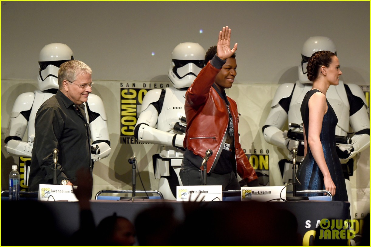 'Star Wars' Comic-Con Panel - See All the Cast Photos Here!: Photo ...