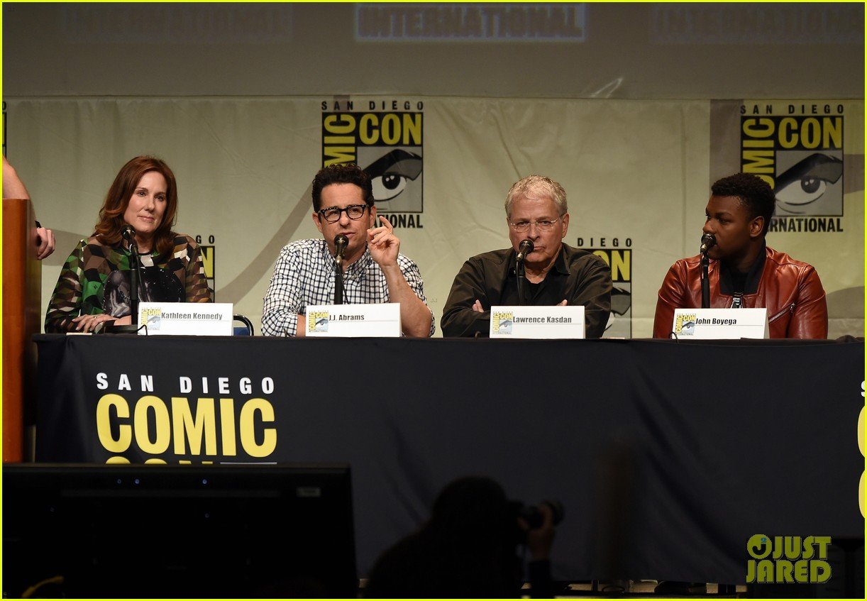 'Star Wars' Comic-Con Panel - See All the Cast Photos Here!: Photo ...