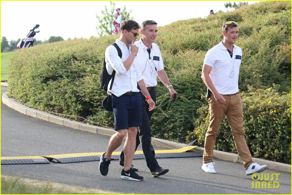 Jamie Dornan Checks Out the Golf Scene in Prague: Photo 3449887 | Jamie ...