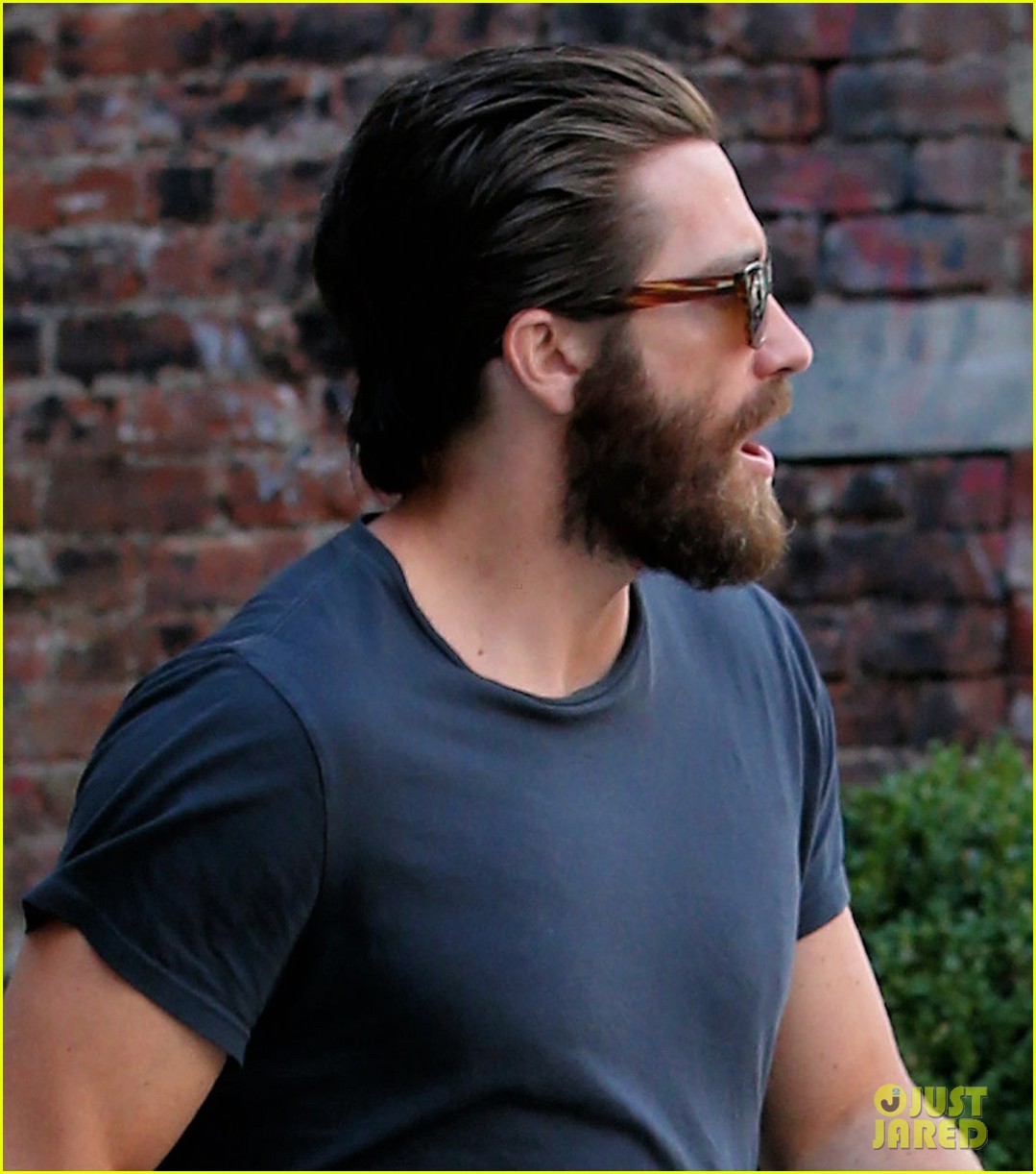 Jake Gyllenhaal Beard