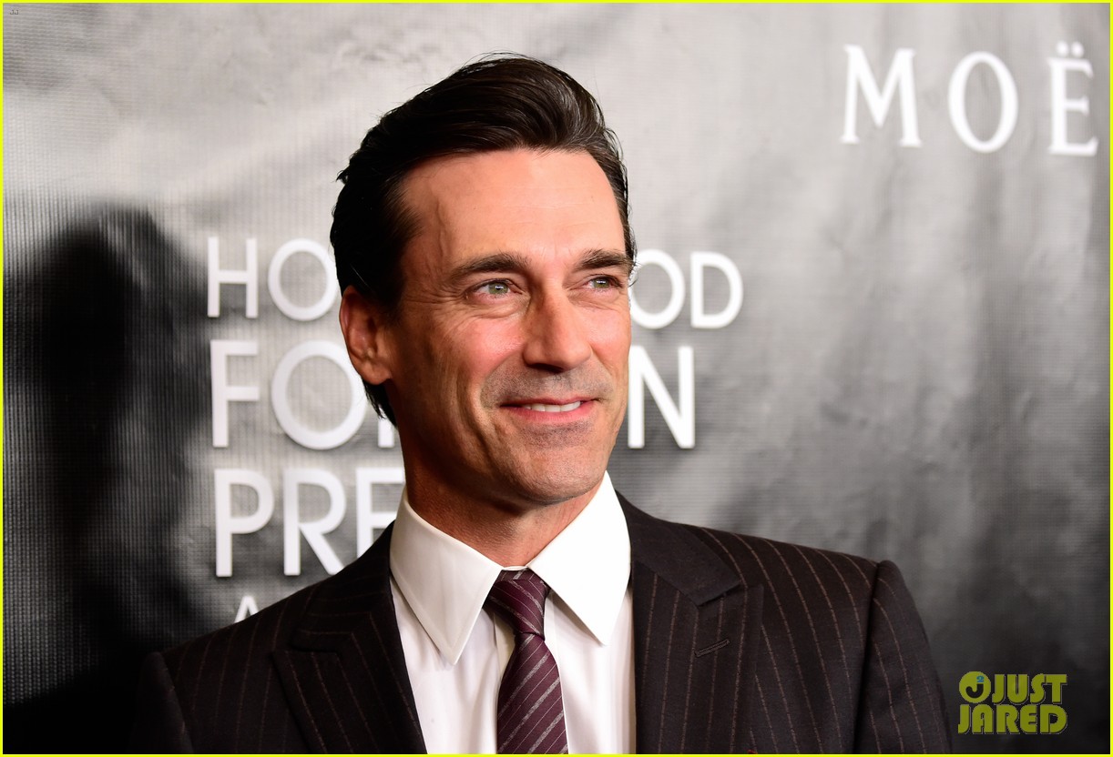 Jon Hamm & Bryan Cranston Suit Up for HFPA Event!: Photo 3438206 ...