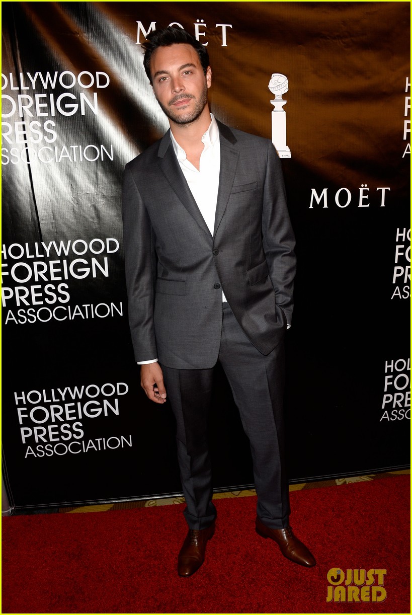 Jon Hamm & Bryan Cranston Suit Up for HFPA Event!: Photo 3438221 ...