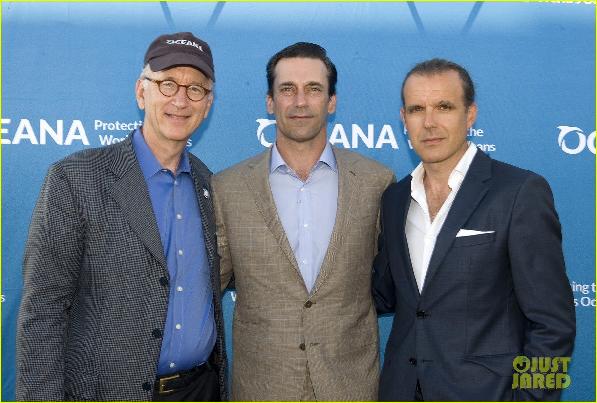 January Jones, Kiernan Shipka & Jon Hamm Have 'Mad Men' Reunion At ...