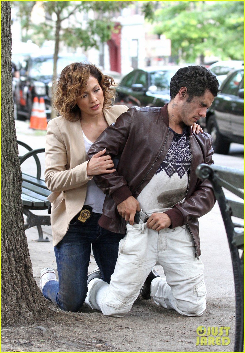 Jennifer Lopez Arrests Someone for 'Shades of Blue' Filming: Photo ...