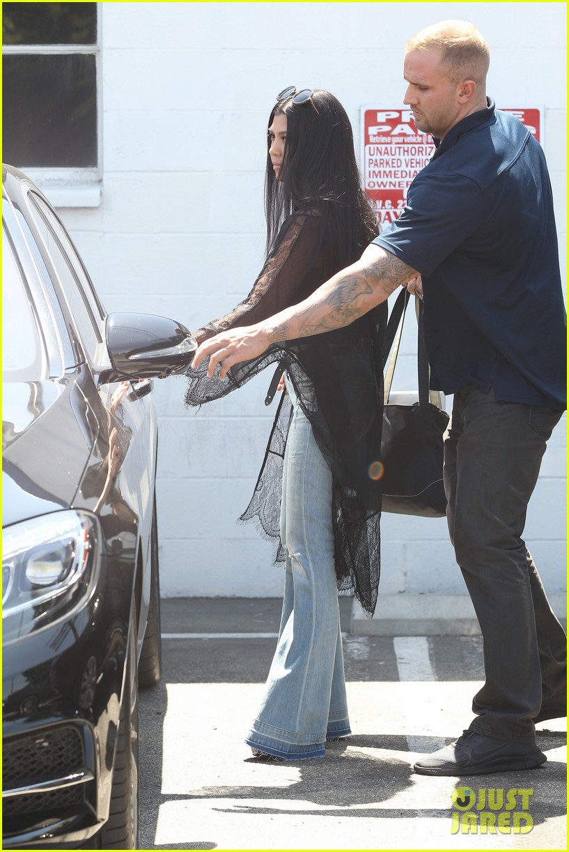 Kourtney Kardashian Posts Cute Selfie with Baby Reign!: Photo 3448368 ...