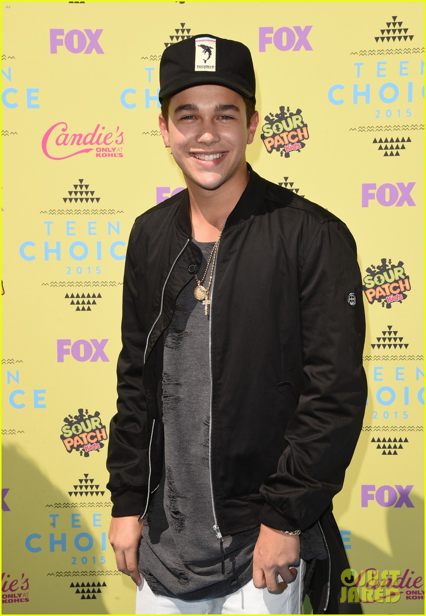 Austin Mahone Plays it Cool at Teen Choice Awards 2015: Photo 3439810 ...