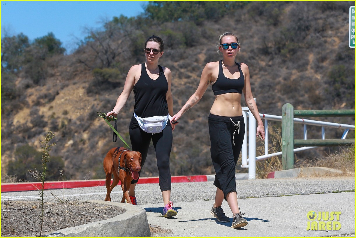 Miley Cyrus' Latest MTV VMAs 2015 Promo Is Amazing - Watch Now!: Photo ...