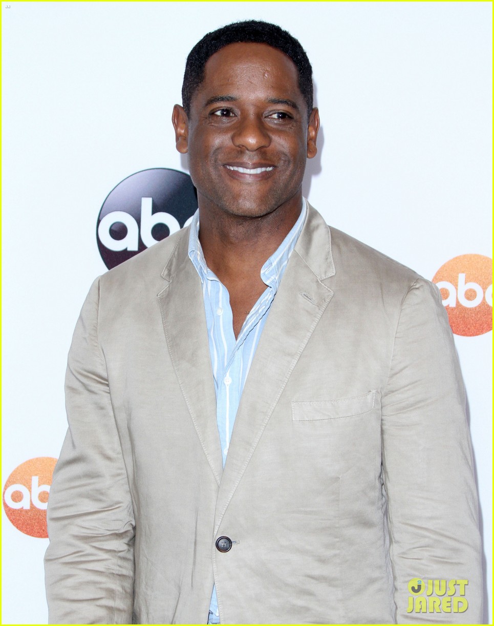 Adrianne Palicki & 'Agents Of S.H.I.E.L.D' Ladies Get Dolled Up for ABC ...