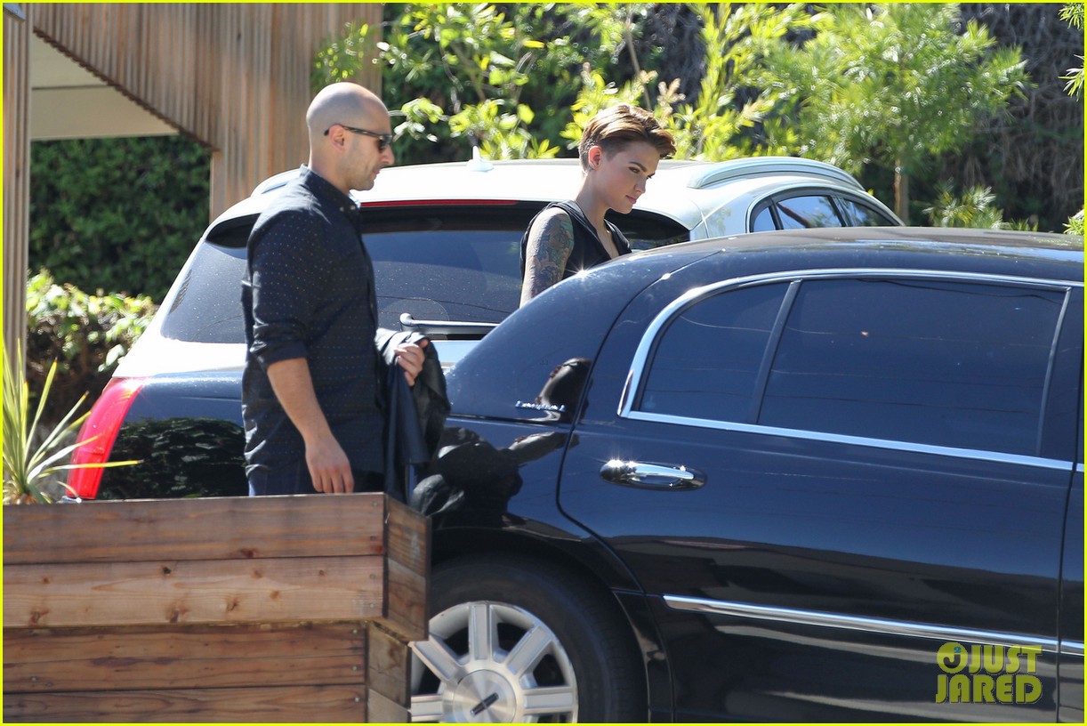 Ruby Rose Has A Lot to Say About the Justin Bieber Comparisons (Video ...