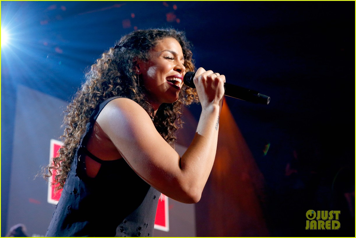 Jordin Sparks Signs Copies Of Her New Album 'Right Here, Right Now' In NYC: Photo 3443144 ...