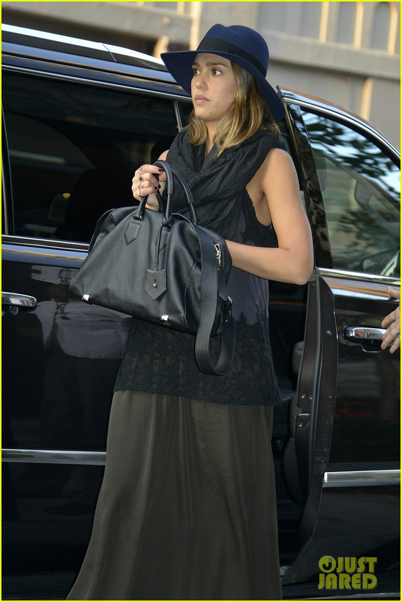 Jessica Alba Launches Honest Company Beauty Line in NYC: Photo 3456011 ...