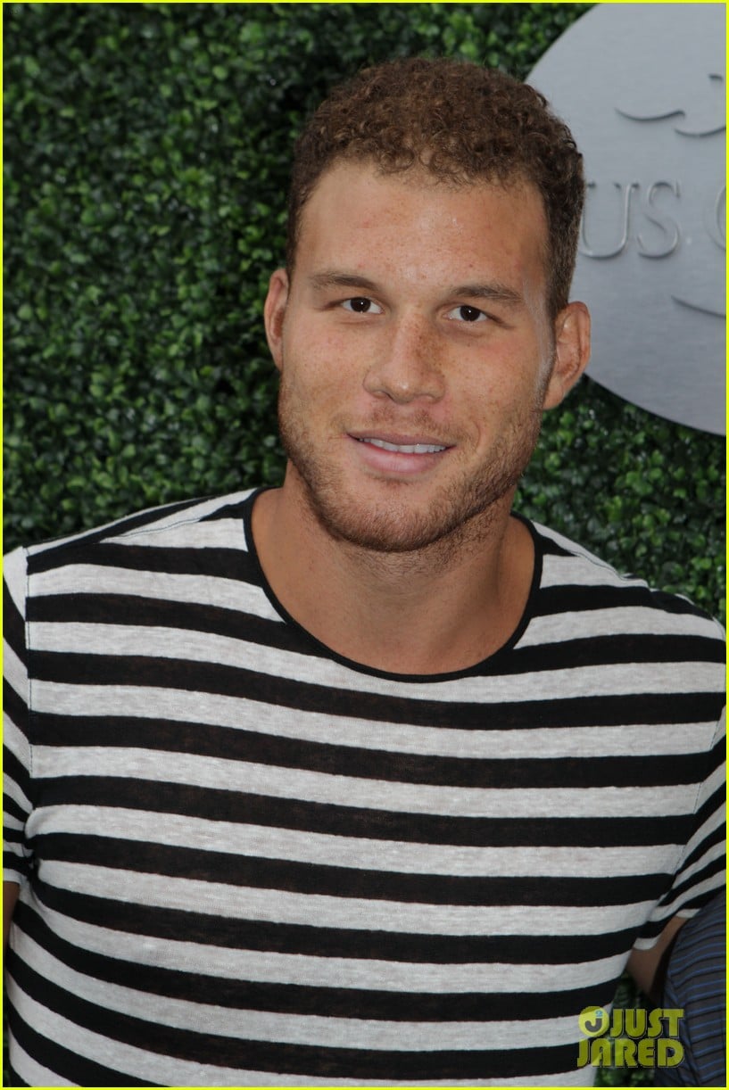 Gerard Butler & Novak Djokovic Scream 'This Is Sparta' At U.S. Open ...