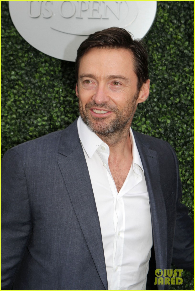 Gerard Butler & Novak Djokovic Scream 'This Is Sparta' At U.S. Open ...