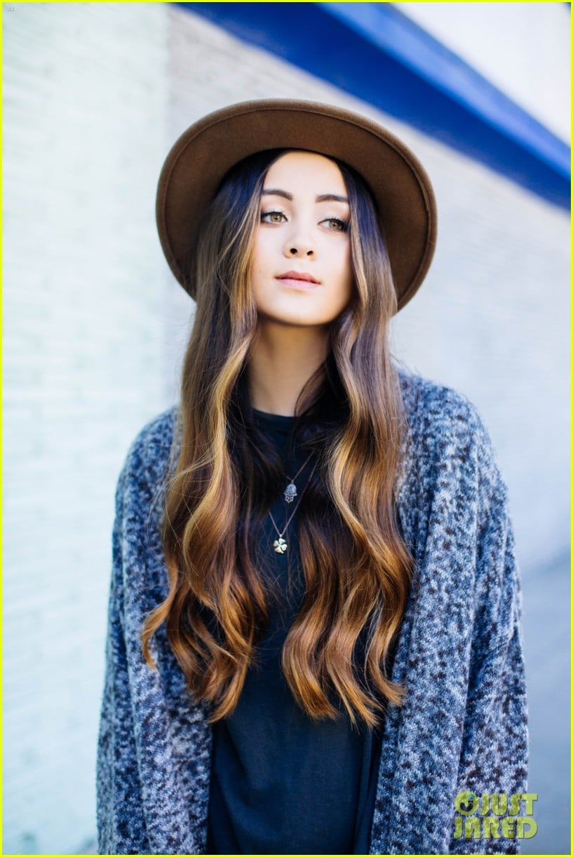 Singer Jasmine Thompson's 'Great Escape' - Listen Now! (Exclusive ...
