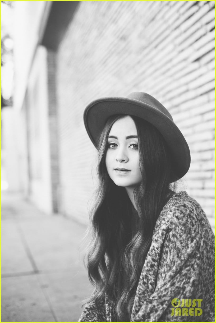 Singer Jasmine Thompson's 'Great Escape' - Listen Now! (Exclusive ...
