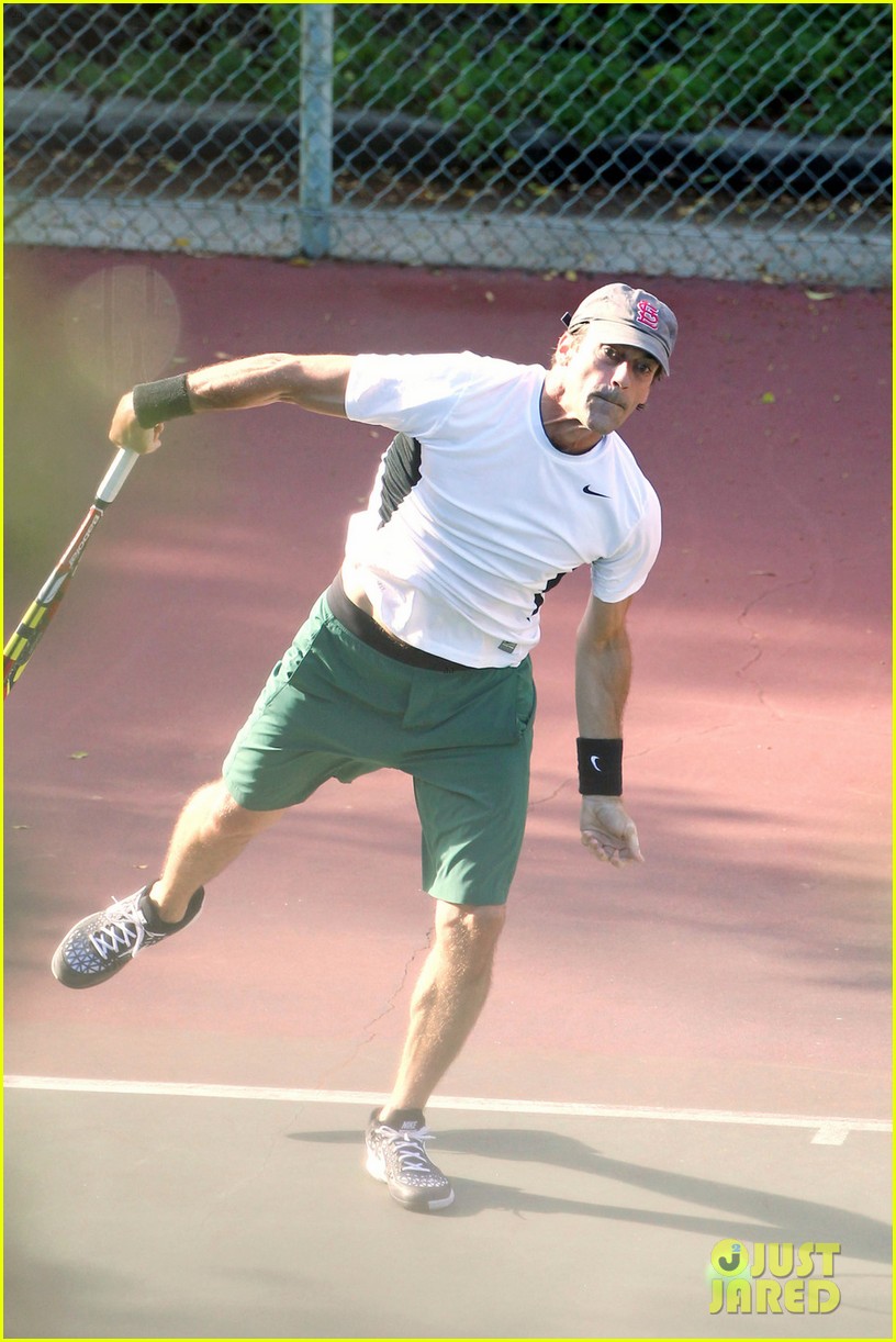 Jon Hamm in The Forefront to Win An Emmy This Sunday: Photo 3464456 ...