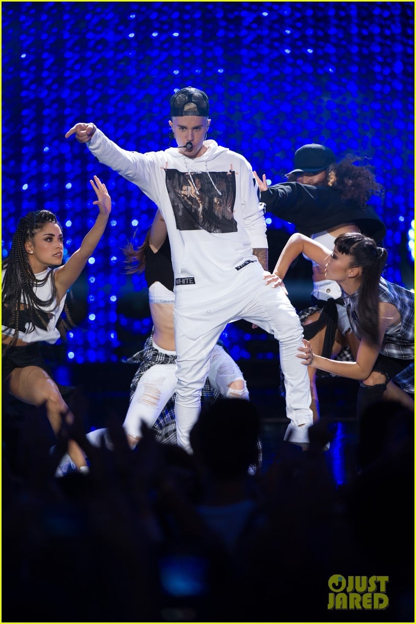 Justin Bieber Brings 'What Do You Mean?' To The Think It Up Initiative ...