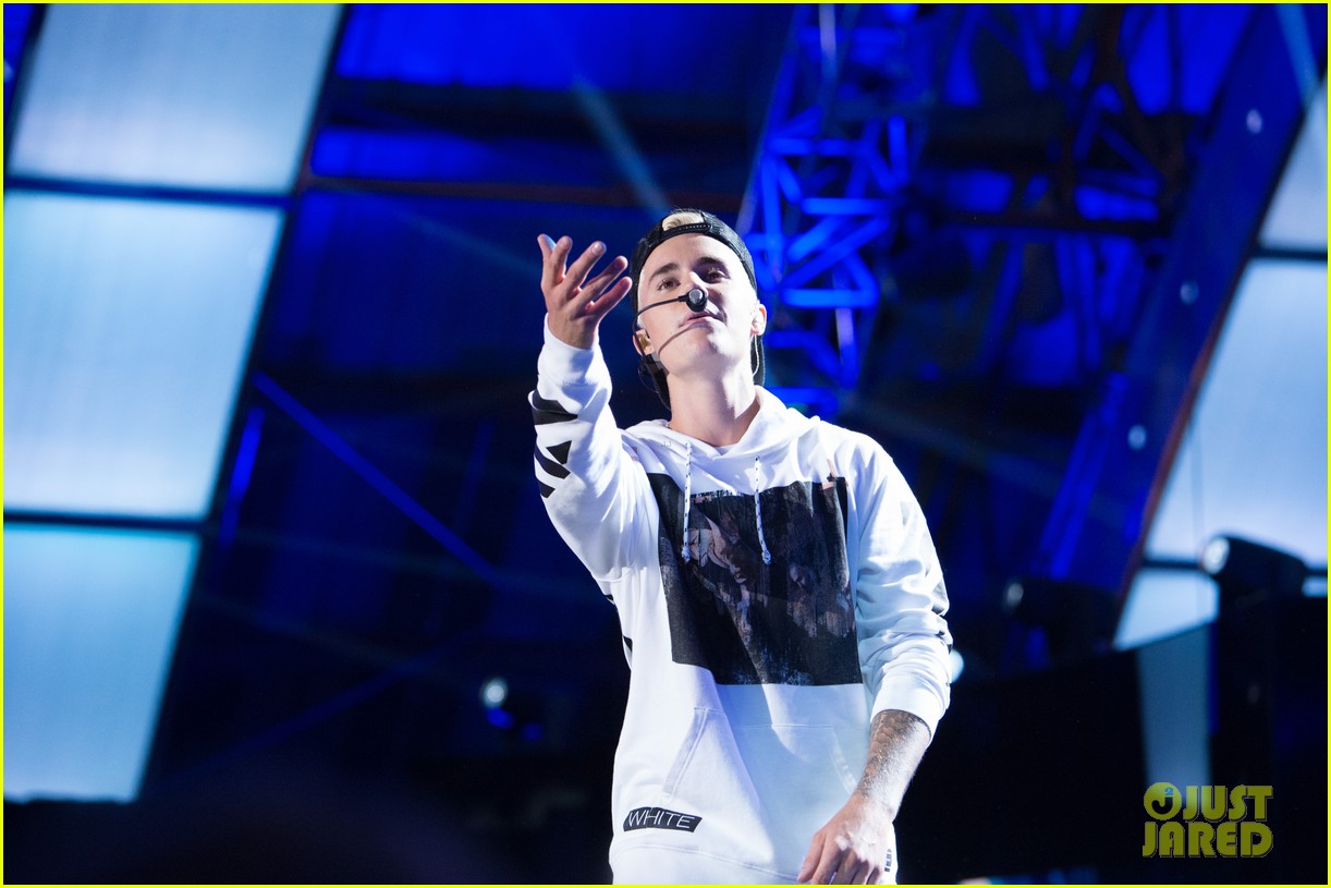 Justin Bieber Brings 'What Do You Mean?' To The Think It Up Initiative ...