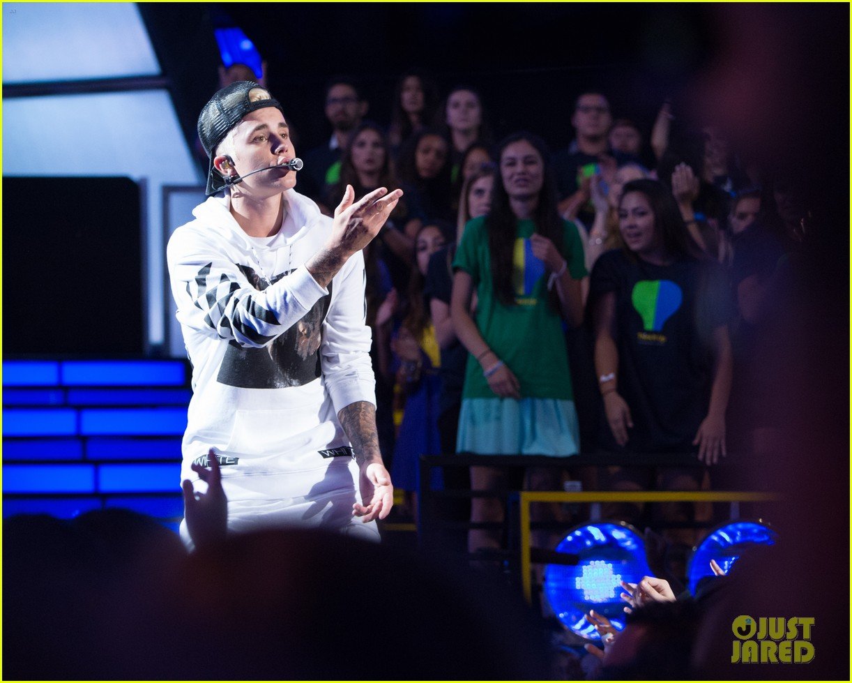 Justin Bieber Brings 'What Do You Mean?' To The Think It Up Initiative ...