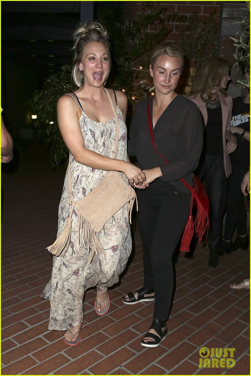 Kaley Cuoco Praises Her Friends & Family After Ryan Sweeting Divorce ...