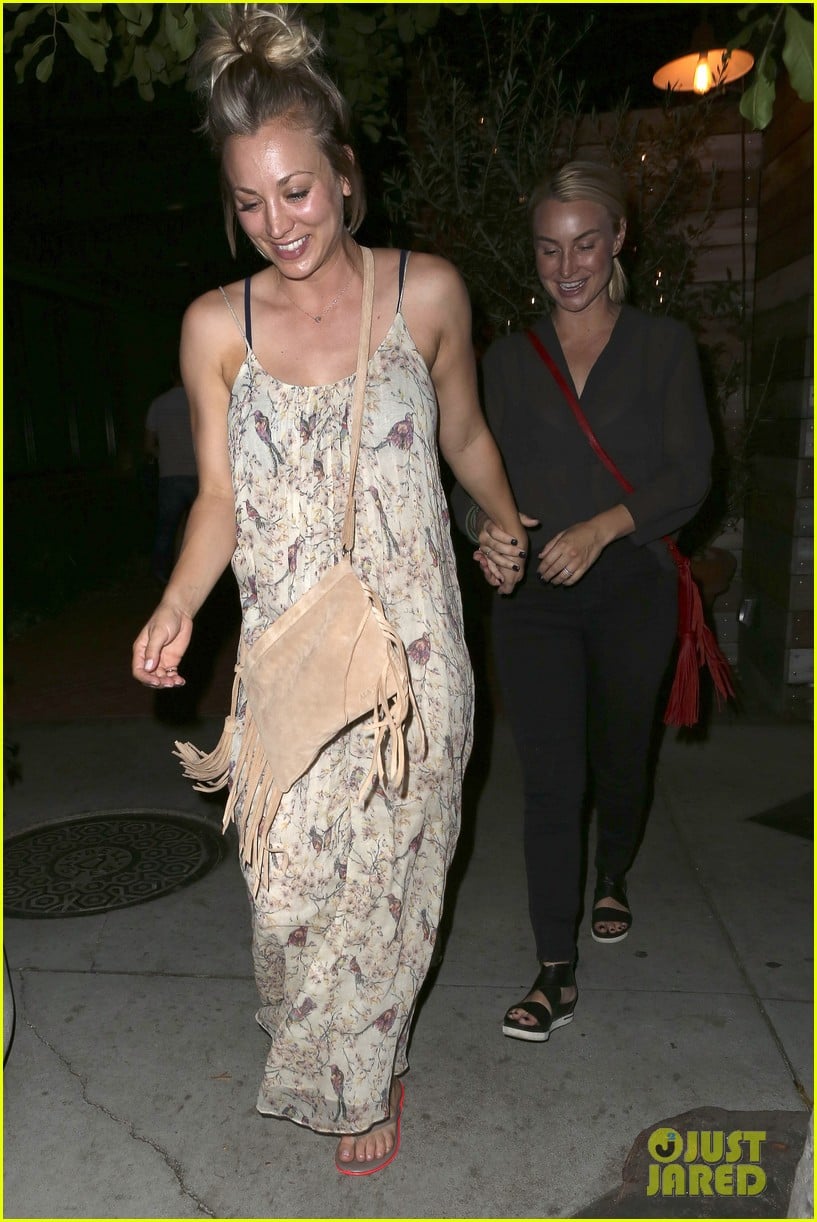 Kaley Cuoco Praises Her Friends & Family After Ryan Sweeting Divorce ...