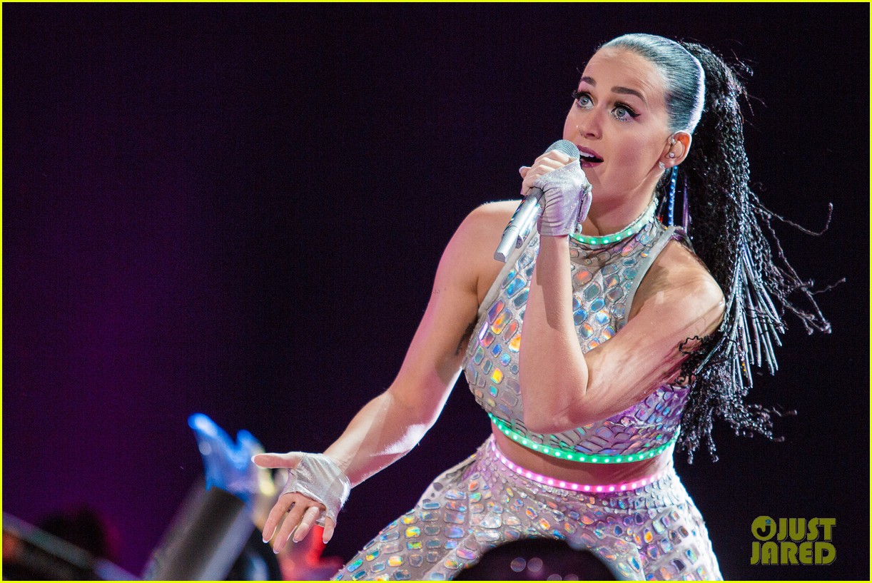Katy Perry's Rock in Rio 2015 Full Performance Video - Watch Now ...