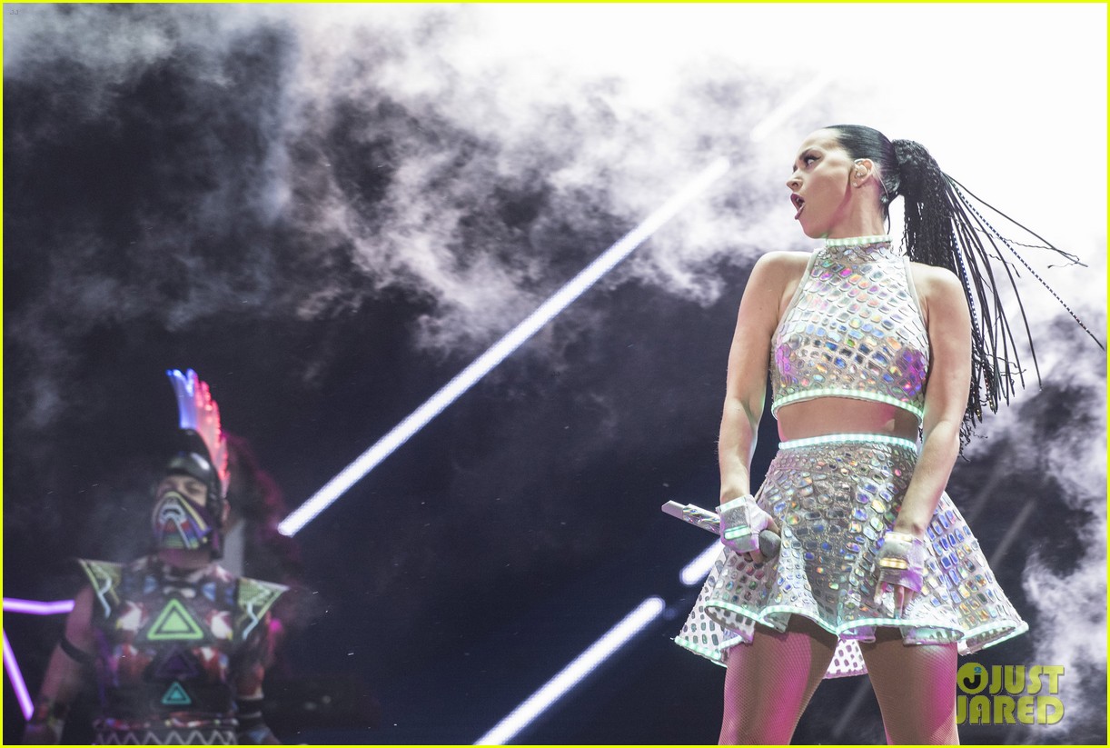 Katy Perry's Rock in Rio 2015 Full Performance Video - Watch Now ...