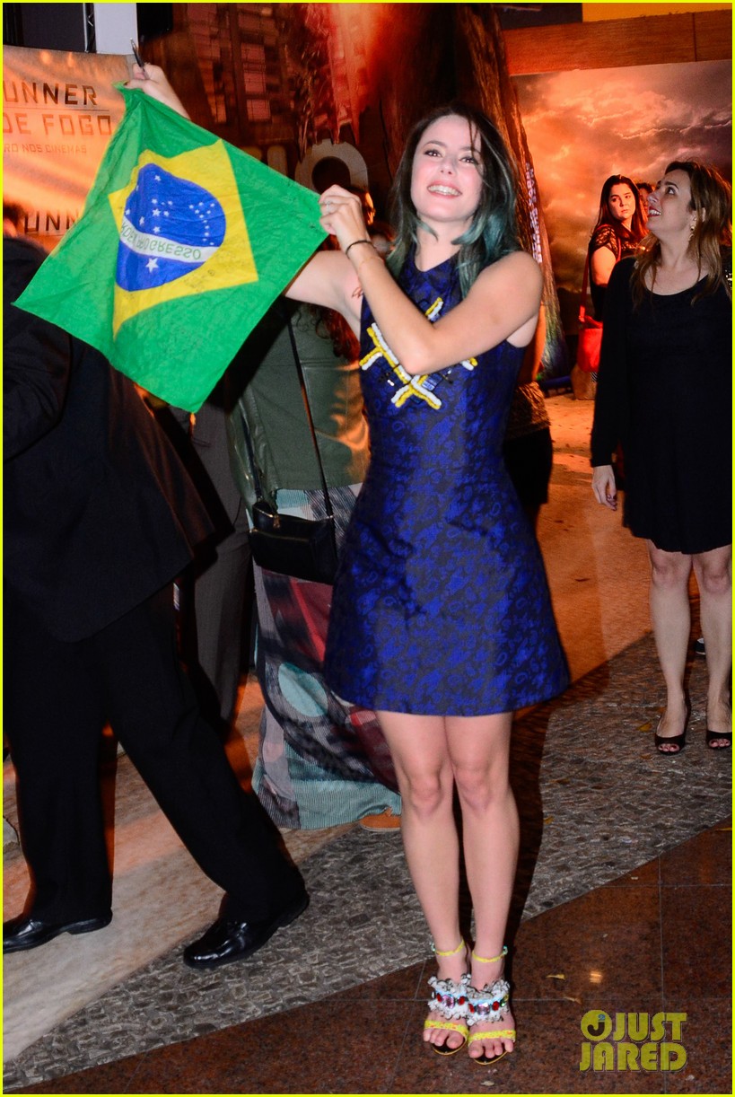 Kaya Scodelario Cries At Brazilian Premiere of 'Maze Runner: The Scorch ...