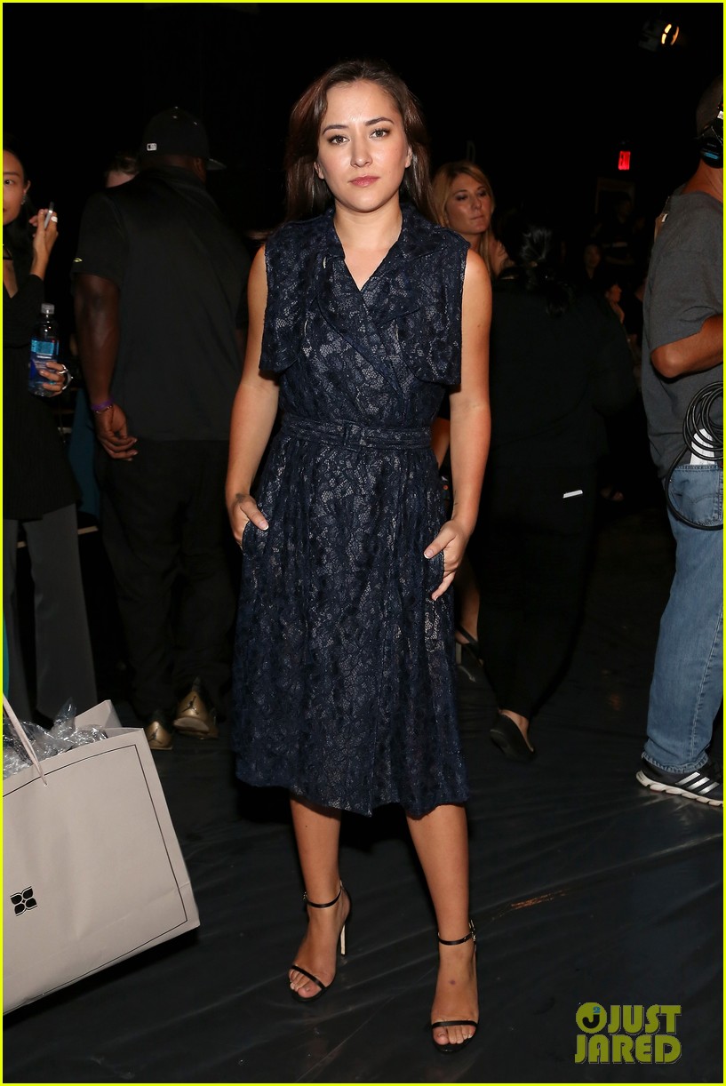 Jaime King Supports the 'F-Ing Brilliant' Jason Wu at NYFW: Photo ...