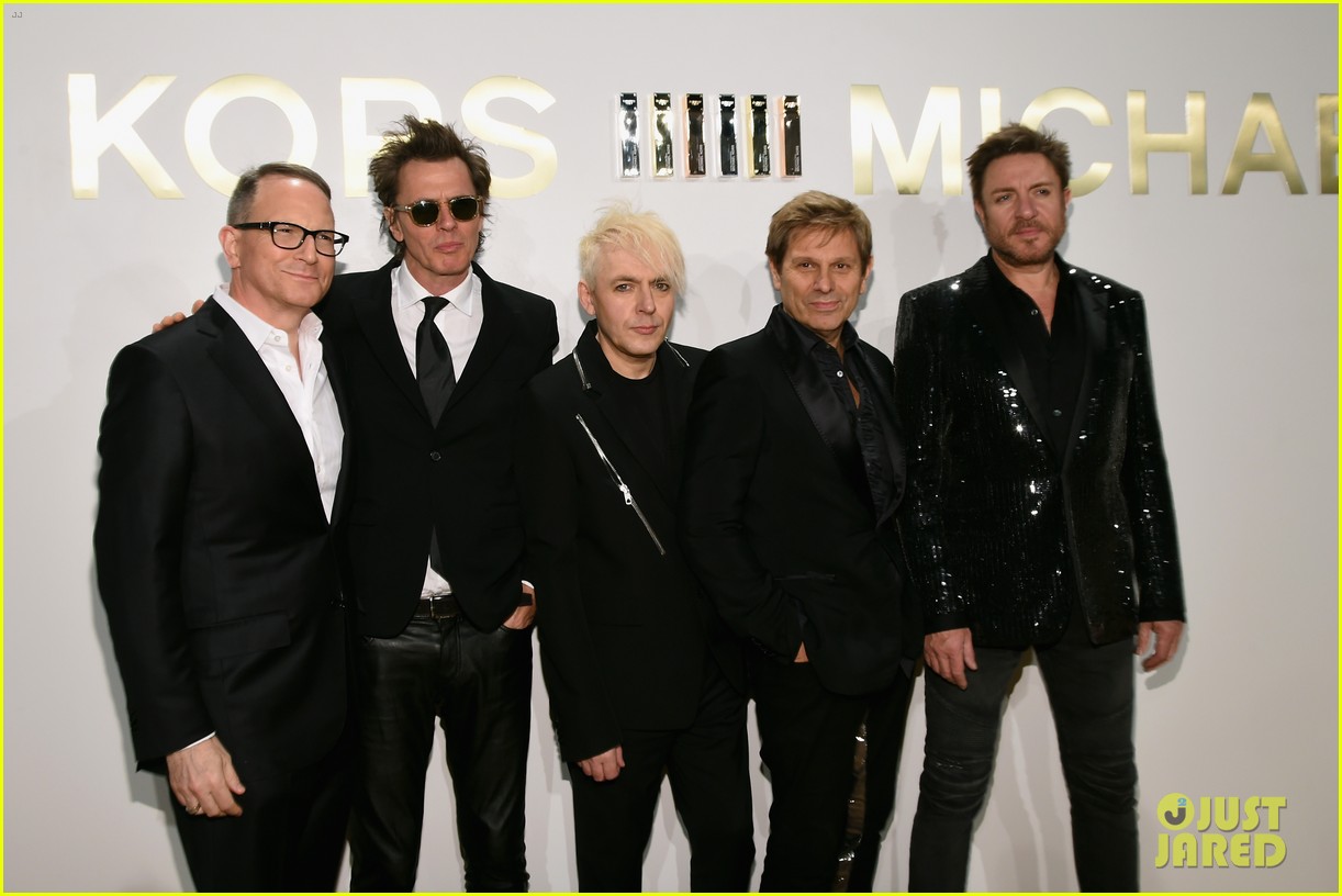 Jaime King & Kate Upton Bring The Class To NYFW At Michael Kors ...