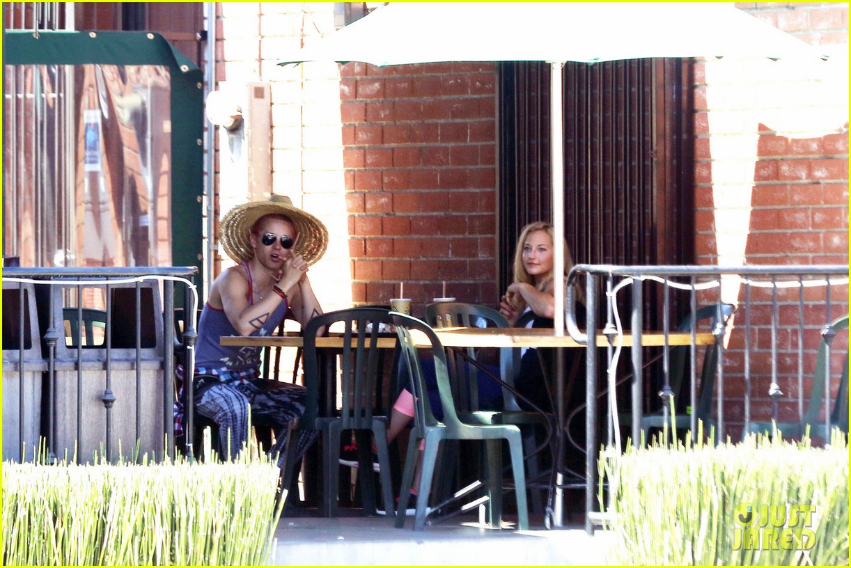 Jared Leto Steps Out for Lunch with Sasha DiGiulian!: Photo 3454412 ...