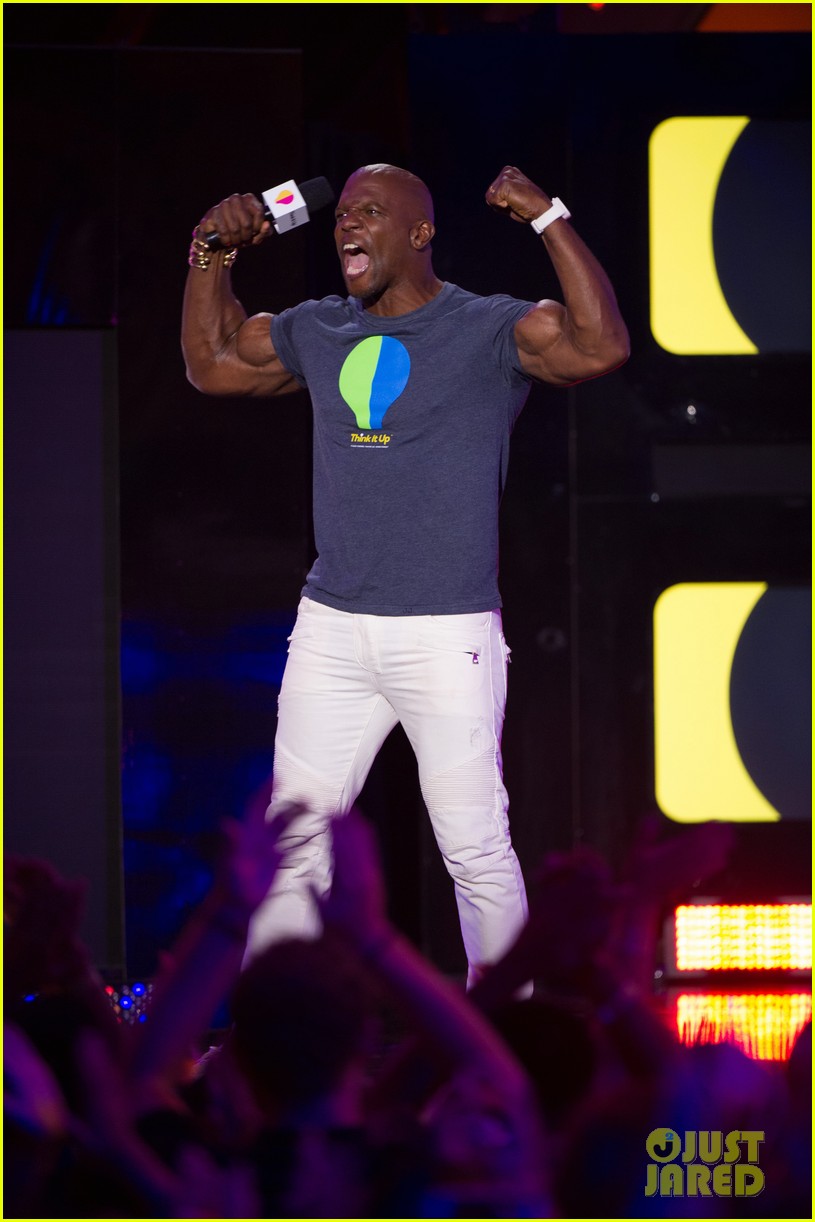 Gwyneth Paltrow & Halle Berry Are All for Education at Think It Up ...