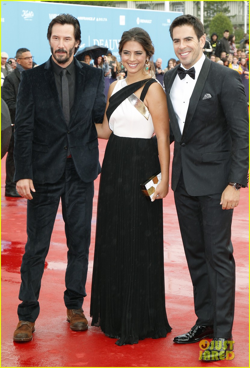 Keanu Reeves Steps Out at the 'Knock, Knock' Premiere: Photo 3453745 ...