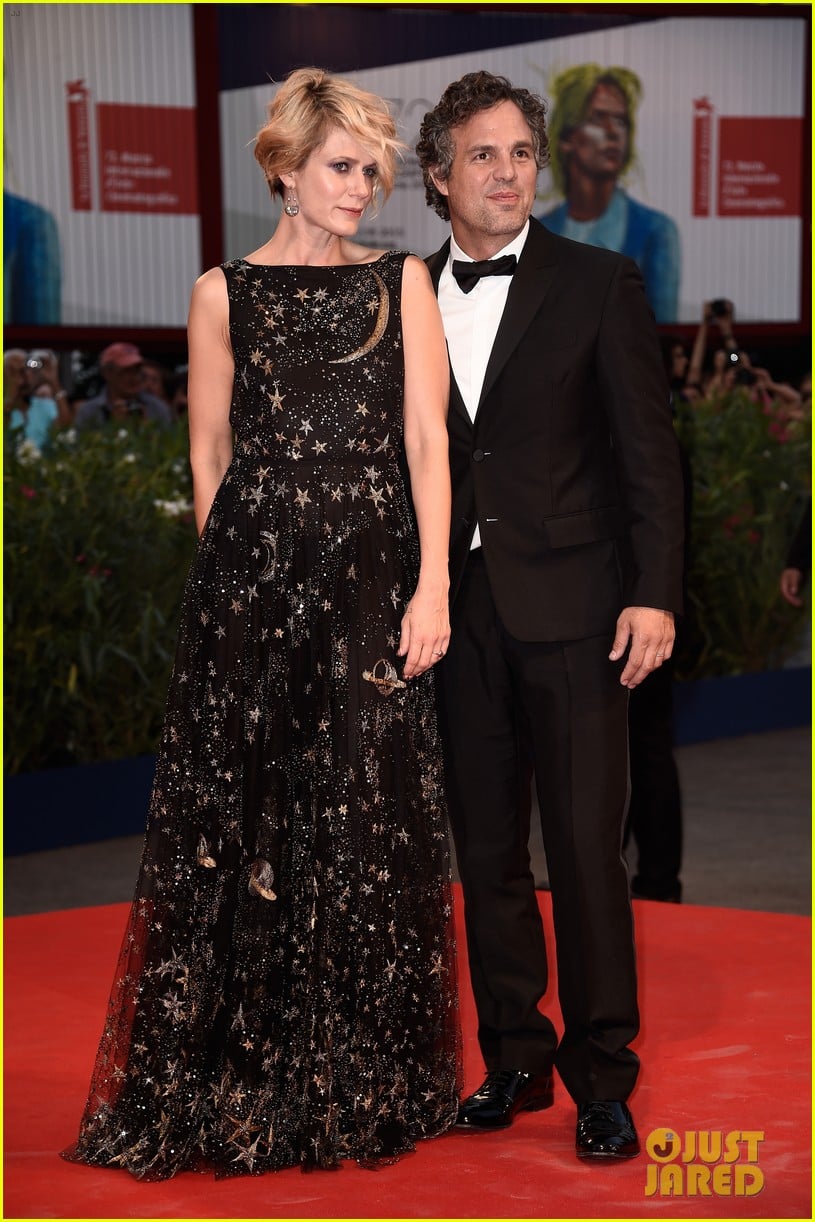 Mark Ruffalo & Wife Sunrise Coigney Bring The 'Spotlight' To Venice ...
