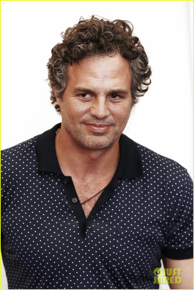 Mark Ruffalo & Wife Sunrise Coigney Bring The 'Spotlight' To Venice ...