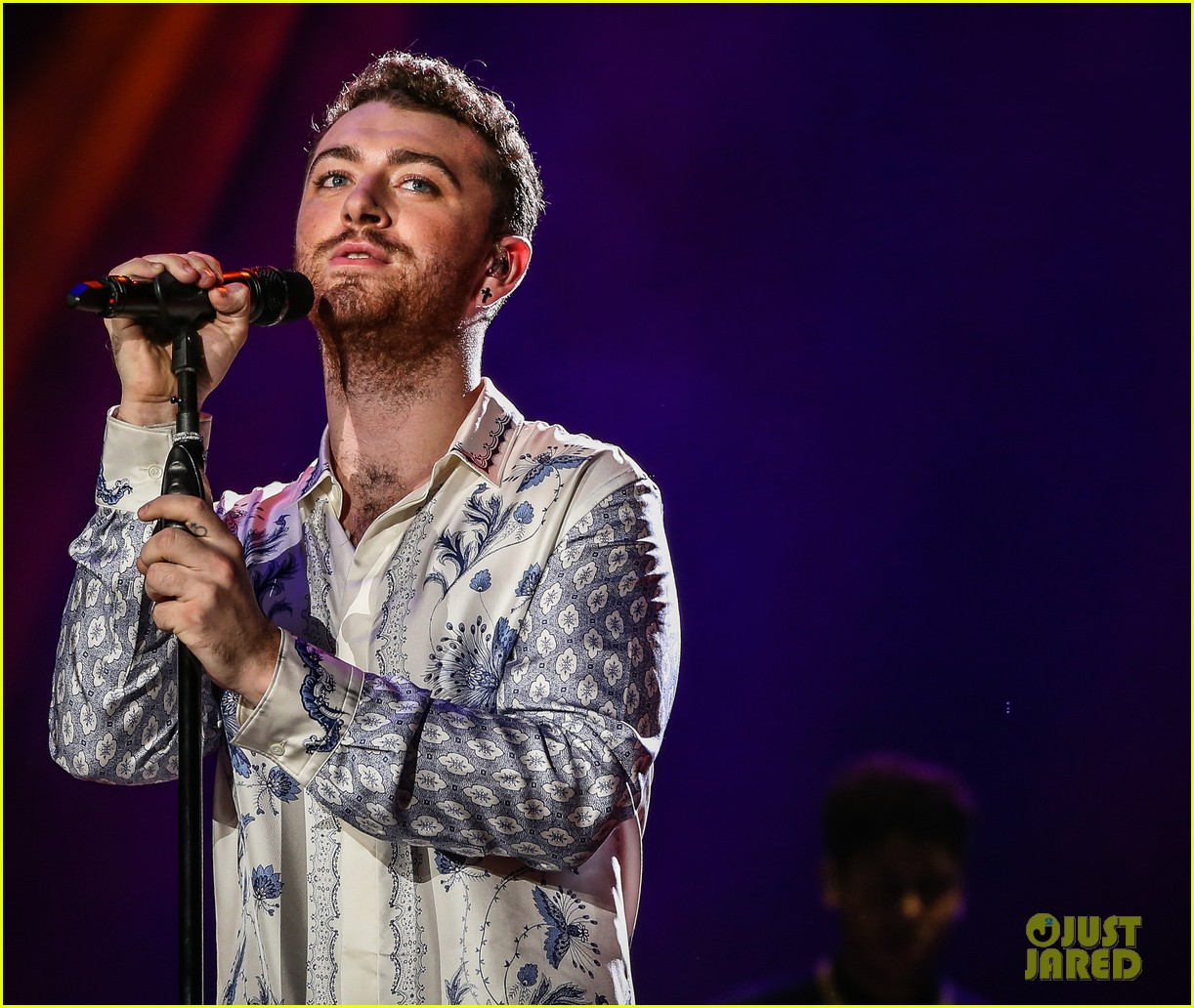 Sam Smith Rocks Out In Rio To Rihanna: Photo 3472093 | Photos | Just ...