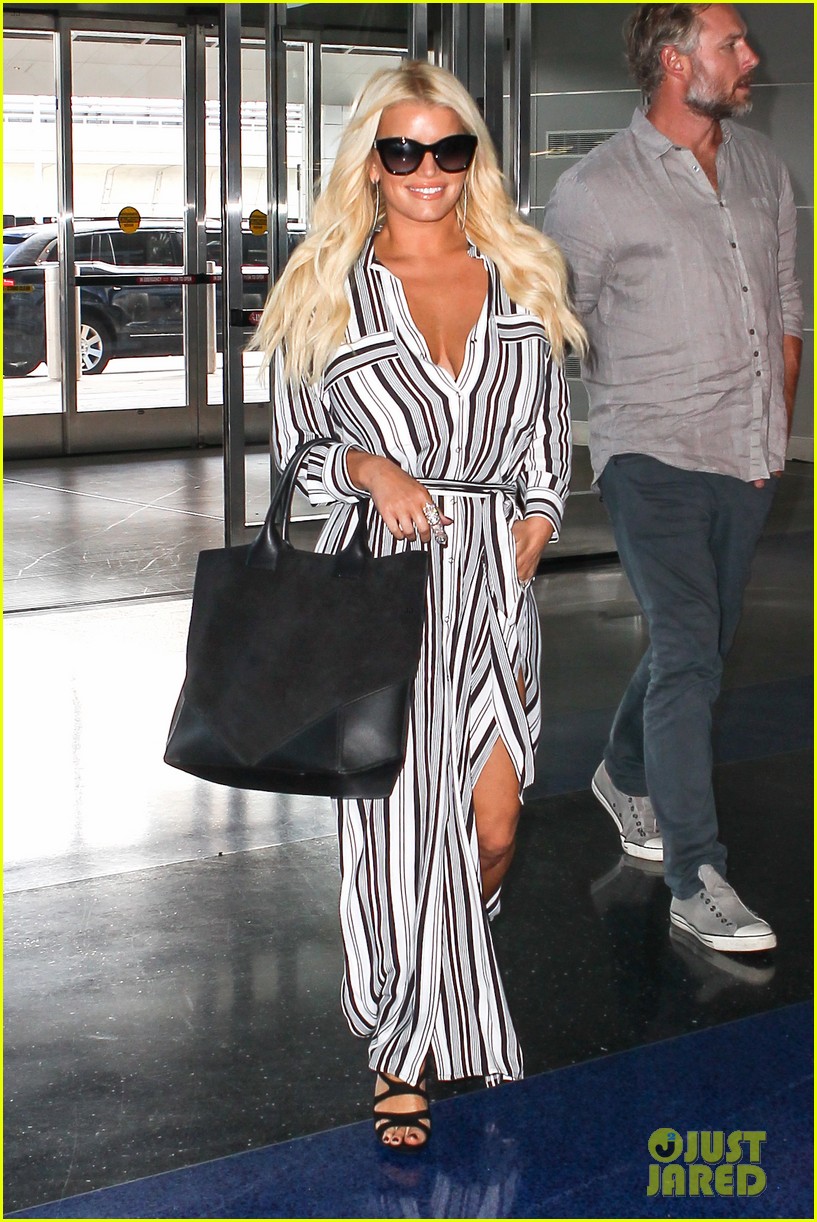 Jessica Simpson Has a Successful HSN Sell-Out Show! : Photo 3464146 ...