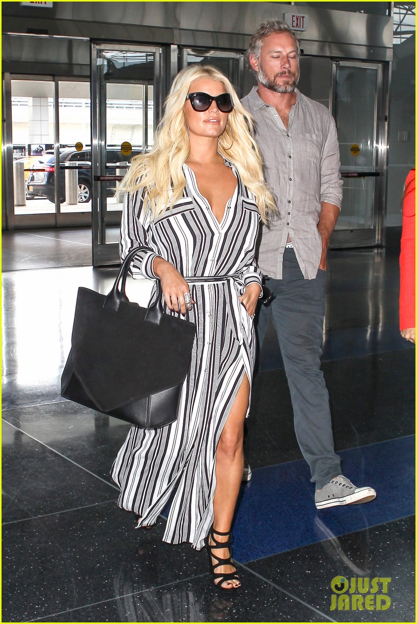 Jessica Simpson Has a Successful HSN Sell-Out Show! : Photo 3464148 ...