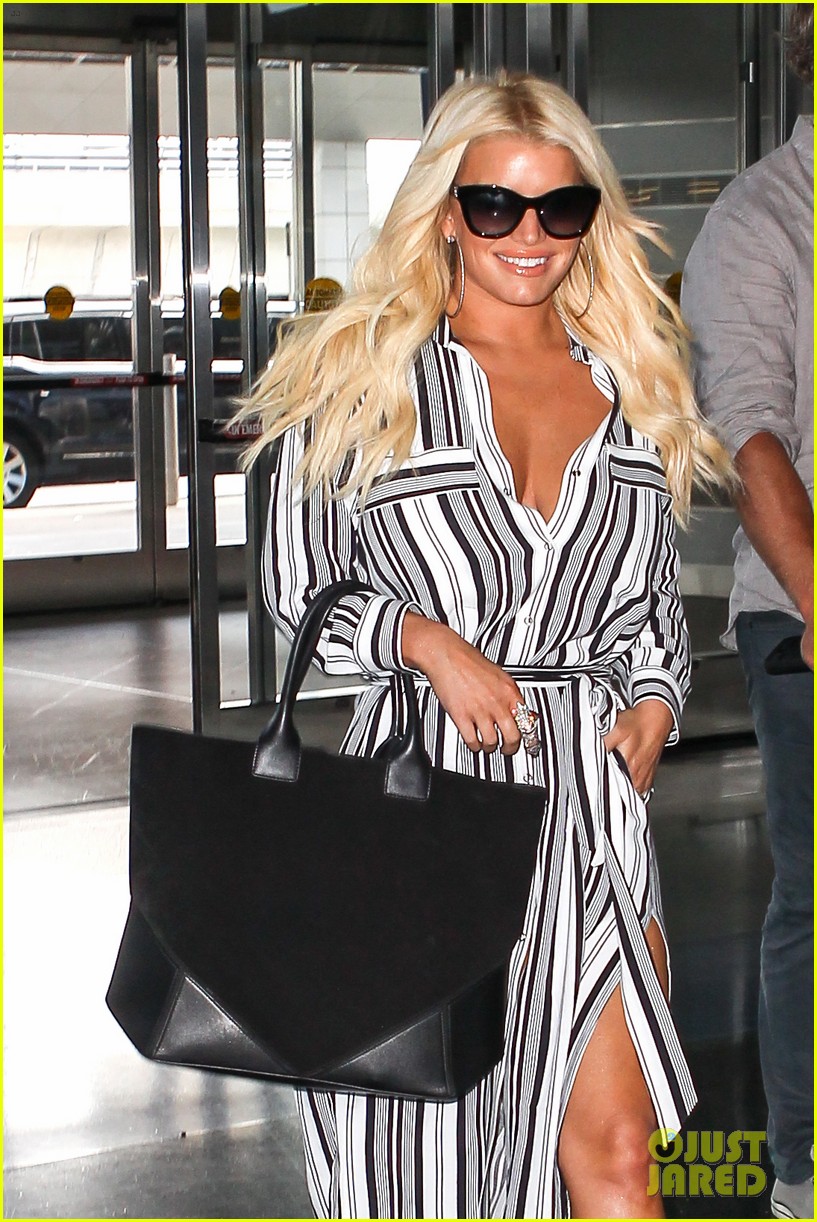 Jessica Simpson Has a Successful HSN Sell-Out Show! : Photo 3464164 ...